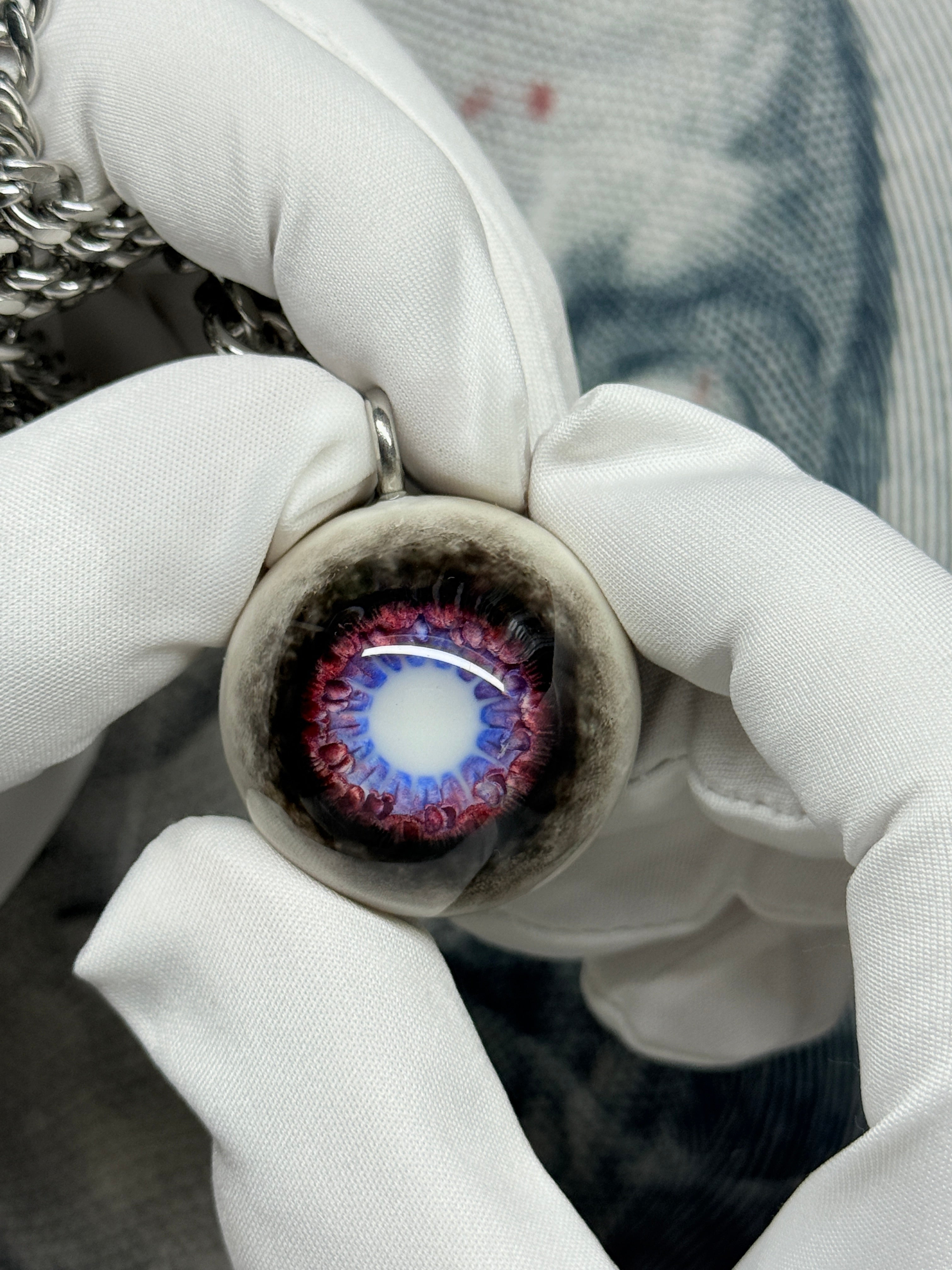 Epidemic Reactor Iris-Eye Pendant – lkbird